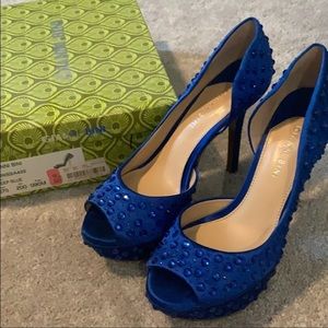 goldfish Shoes | Nwot Gold Glitter Studded Heels | Poshmark